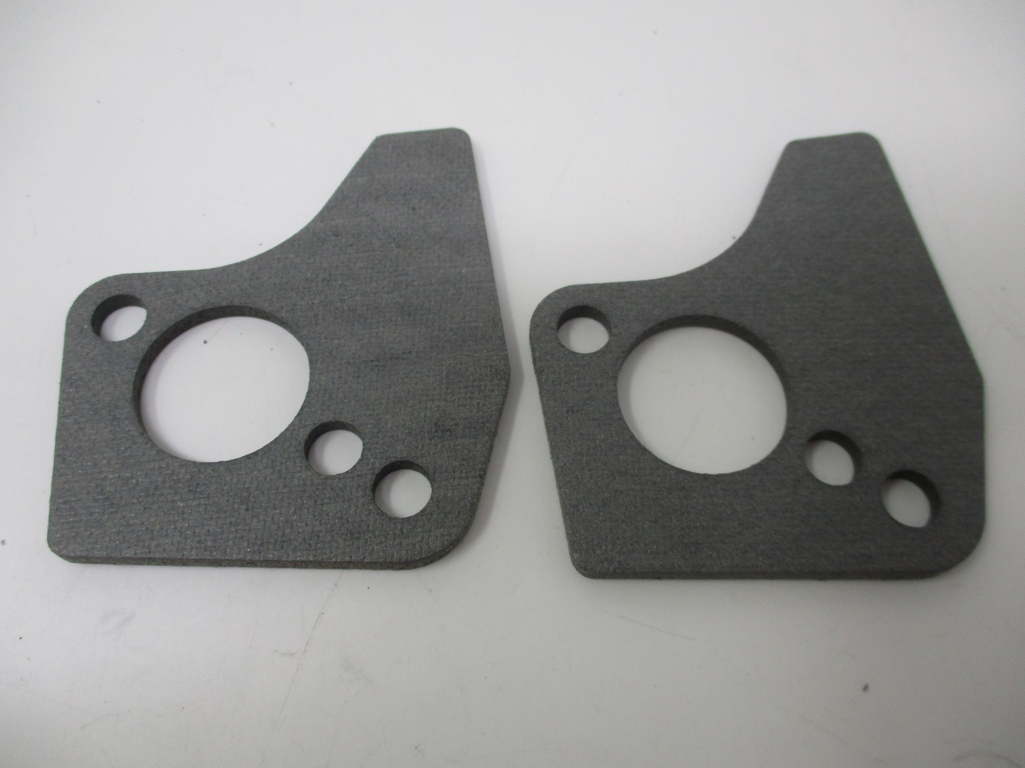 2 Genuine Briggs & Stratton 273113S Intake Gasket | Red Rock Turf and Carts